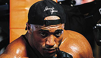 BIG AND LEAN MUSCLE MACHINE | Muscle & Fitness