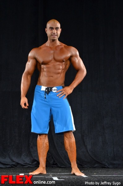 Christopher Pilla - Class B Men's Physique - 2012 North Americans ...