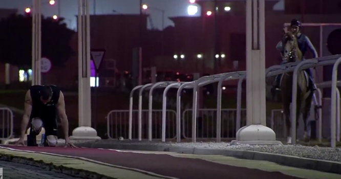 Oscar Pistorius Races Against a Horse and Wins! | Muscle & Fitness