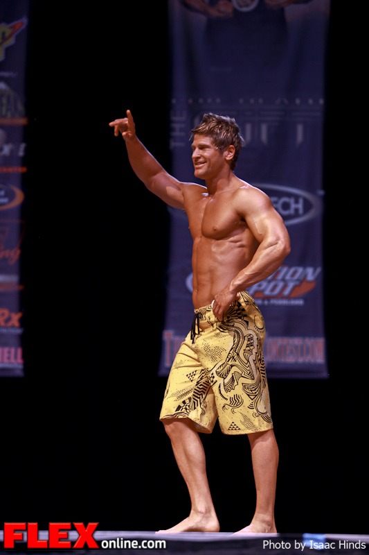 John Jobe - Men's Physique Class B - Phil Heath Classic 2013 | Muscle ...