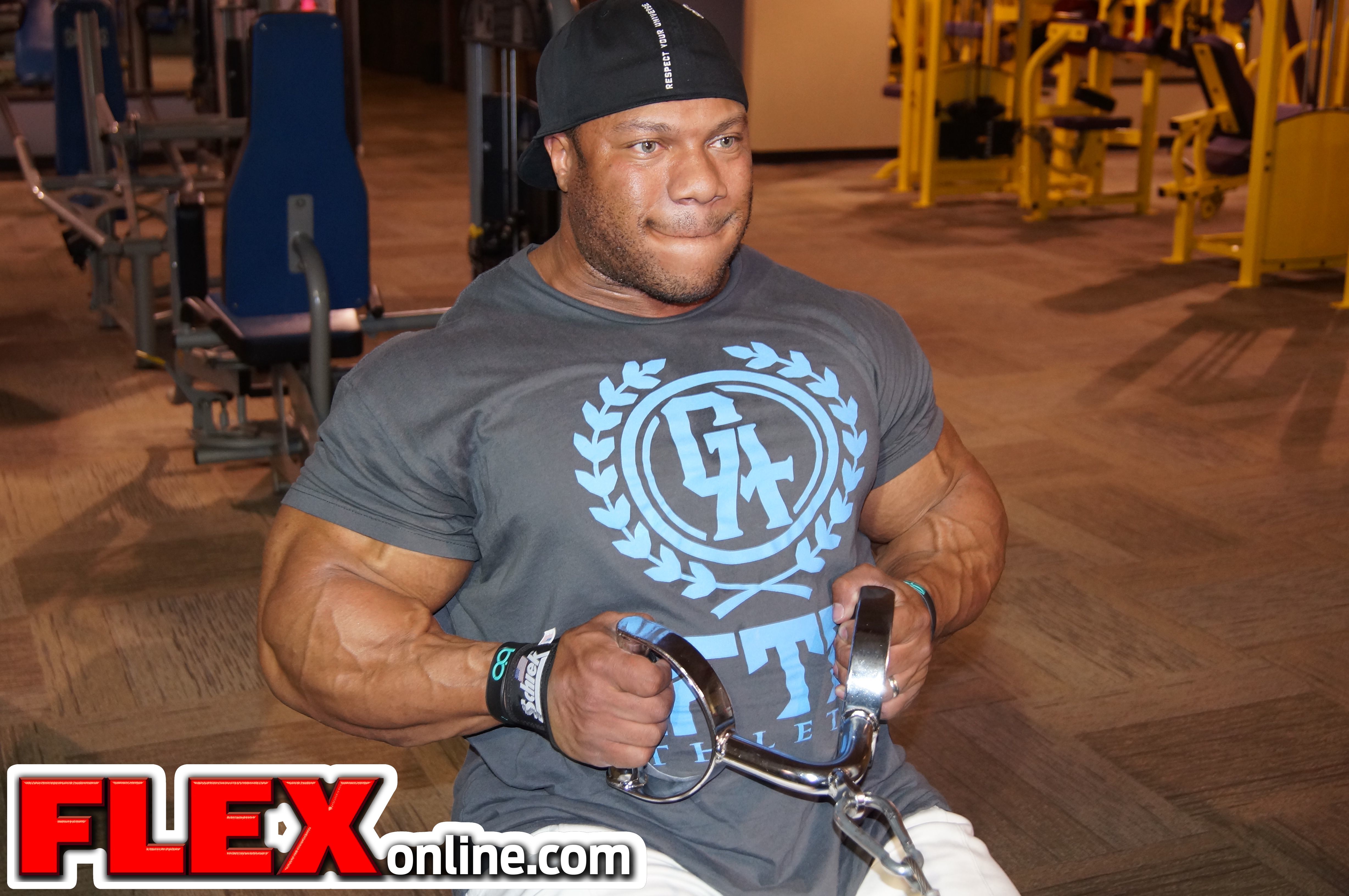 Phil Heath and Jay Cutler Workout and Guest Pose | Muscle & Fitness