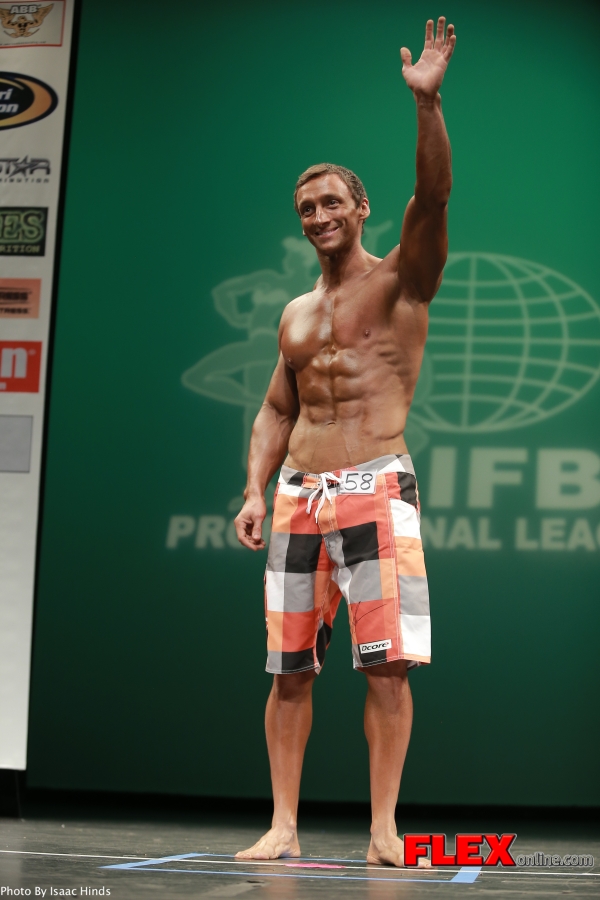 Ian Lauer | Muscle & Fitness