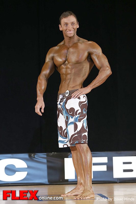 Ian Lauer | Muscle & Fitness