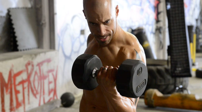 Chris Daughtry Behind-the-Scenes [VIDEO] | Muscle & Fitness