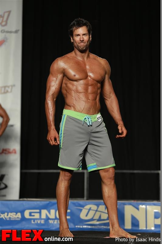 Wade Hayes - Men's Physique F - 2013 JR Nationals | Muscle & Fitness