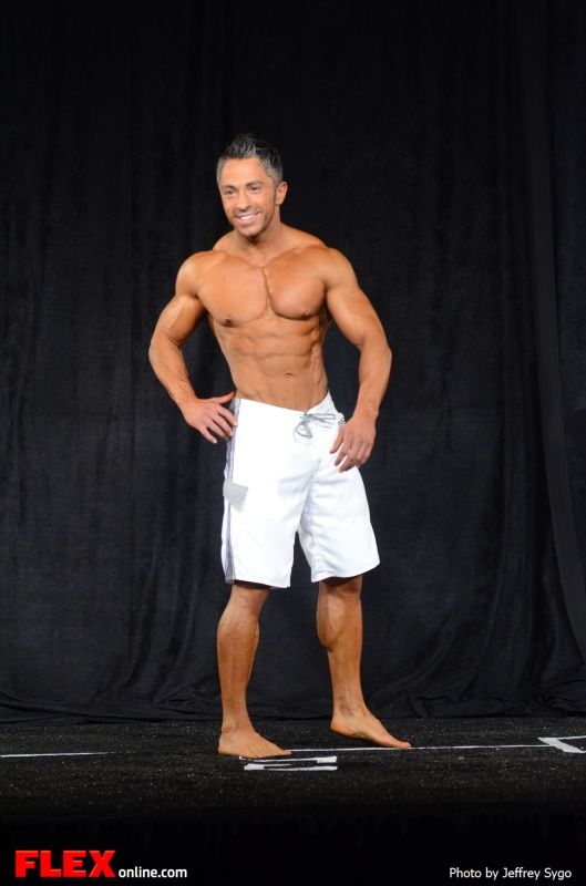 Roger Bowman | Muscle & Fitness