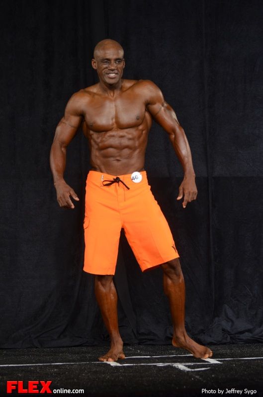 Todd Rogers | Muscle & Fitness