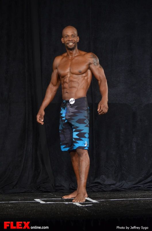Todd Gipson | Muscle & Fitness