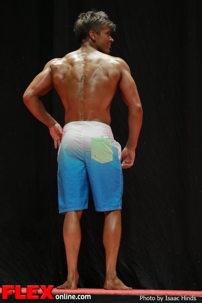 Frankie Grageda | Muscle & Fitness