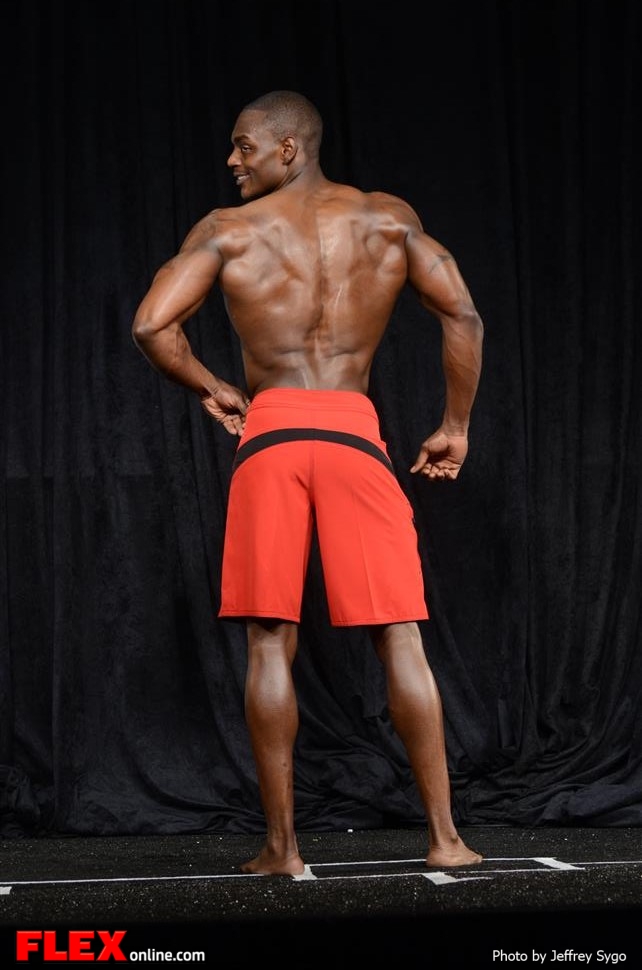 Steven Yates - Men's Physique F - 2013 North Americans | Muscle & Fitness