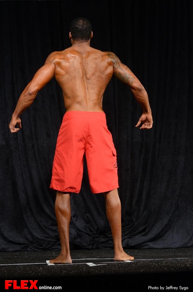Eugene Moore - Men's Physique F - 2013 North Americans | Muscle & Fitness