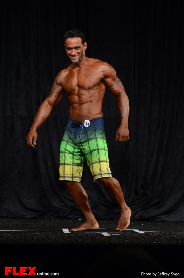 Tony Torres - Men's Physique A 35+ - 2013 North Americans | Muscle ...