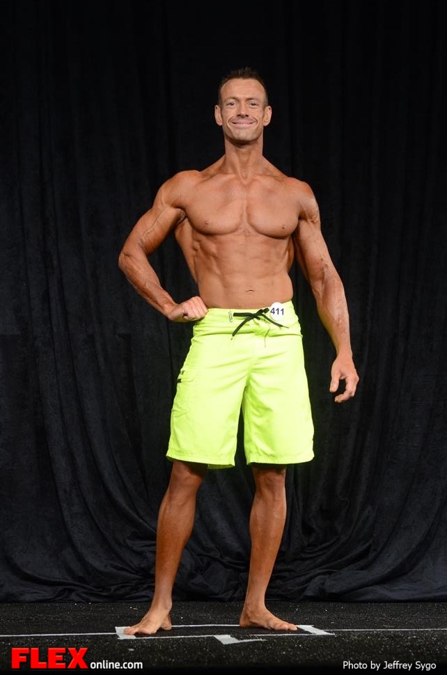 Ron Knighton | Muscle & Fitness