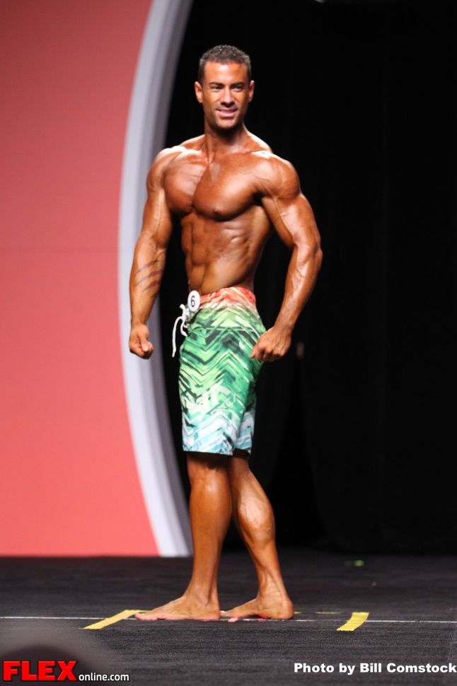 Alexandre Carneiro - Mens Physique Olympia - 2013 Mr. Olympia | Muscle ...