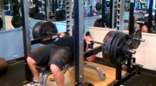 Bench Press Seminar 5: Dead Bench | Muscle & Fitness