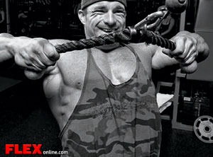 Flex Lewis Back Attack | Muscle & Fitness