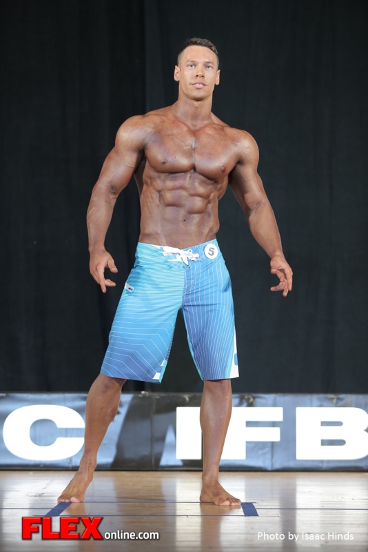 Anton Antipov - Mens Physique - 2014 IFBB Pittsburgh Pro | Muscle & Fitness
