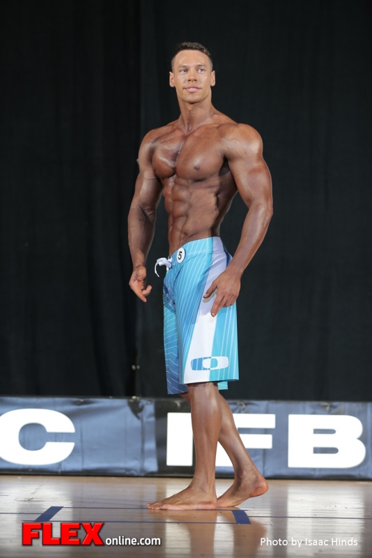 Anton Antipov - Mens Physique - 2014 IFBB Pittsburgh Pro | Muscle & Fitness