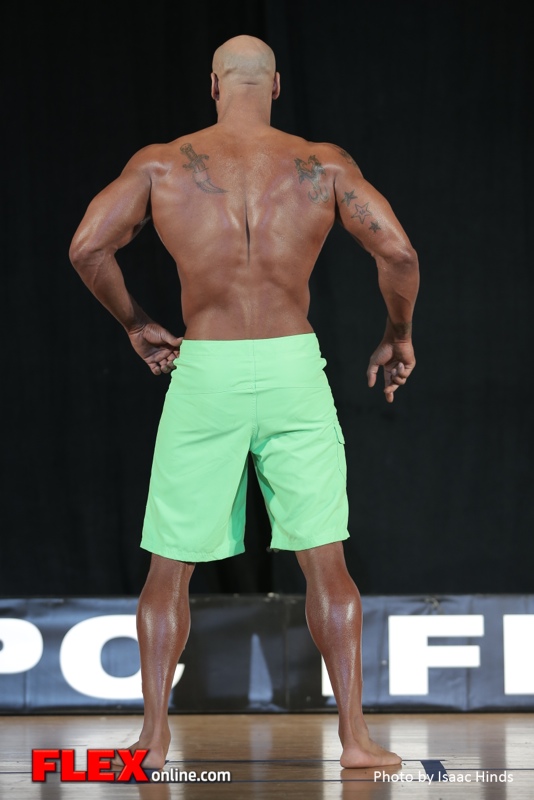Derrick Wade - Mens Physique - 2014 IFBB Pittsburgh Pro | Muscle & Fitness