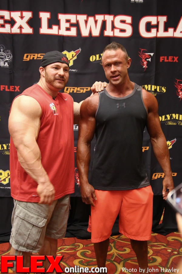 Check-Ins at the 2014 NPC Flex Lewis Classic | Muscle & Fitness