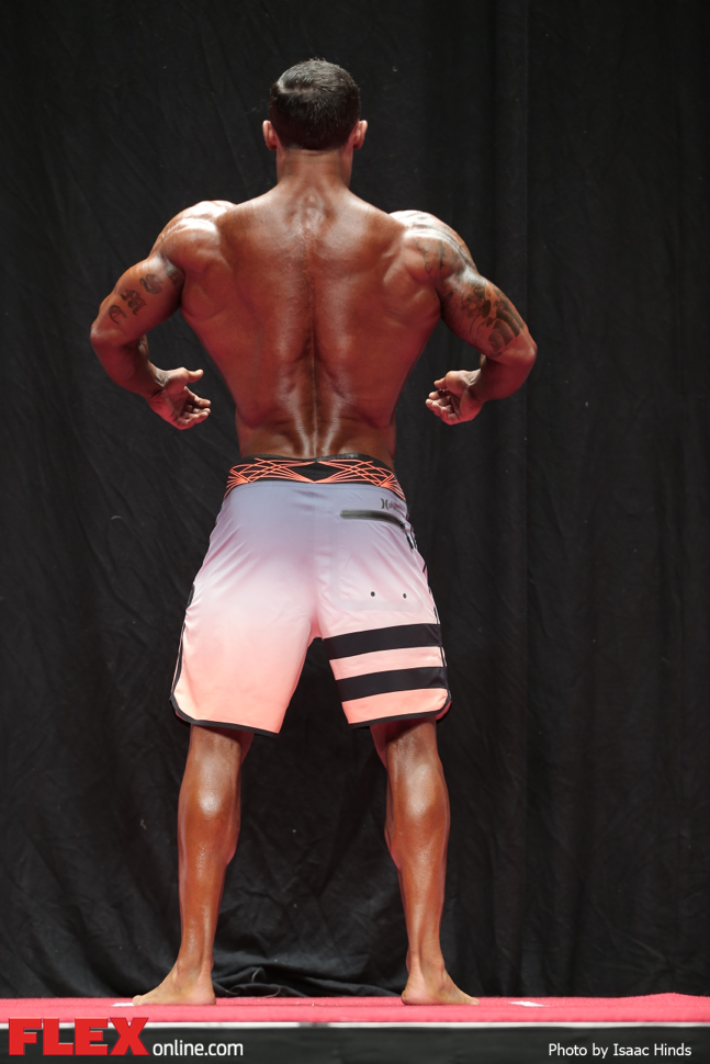 Axel Alvarez - Men's Physique A - 2014 USA Championships | Muscle & Fitness