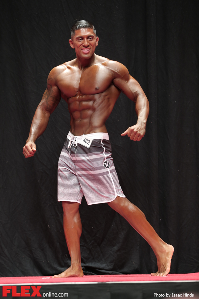 Alan Olvera - Men's Physique B - 2014 USA Championships | Muscle & Fitness