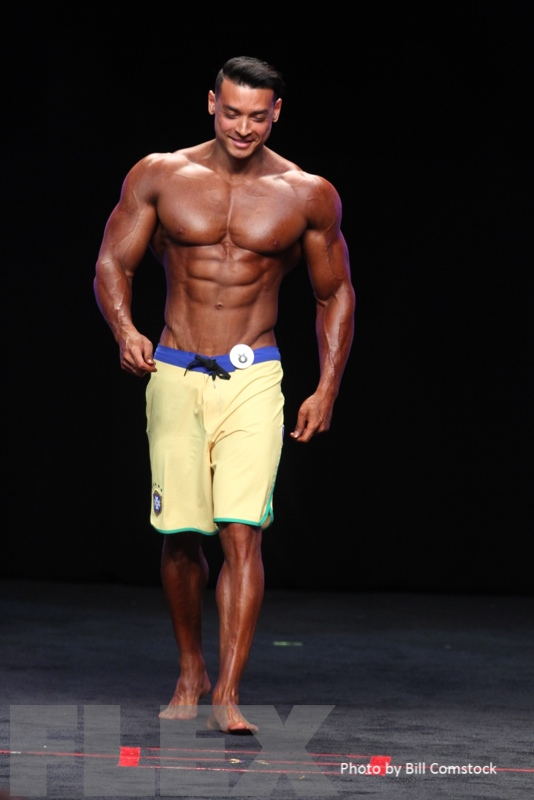 2014 Olympia - Felipe Franco - Mens Physique | Muscle & Fitness
