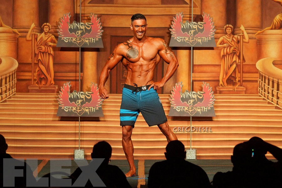 2016 IFBB Lenda Murray Pro - Men's Physique | Muscle & Fitness