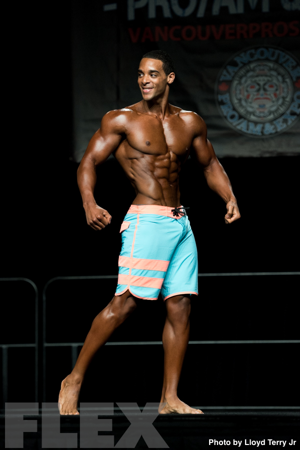 2016 IFBB Vancouver Pro: Men's Physique - Charlie Francis | Muscle ...