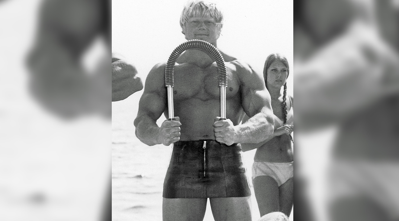 M&F's Top Ten Beach Bodies | Muscle & Fitness
