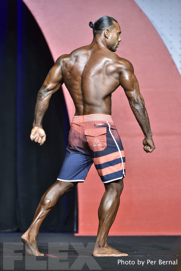 Mark Anthony - Men's Physique - 2016 Olympia | Muscle & Fitness
