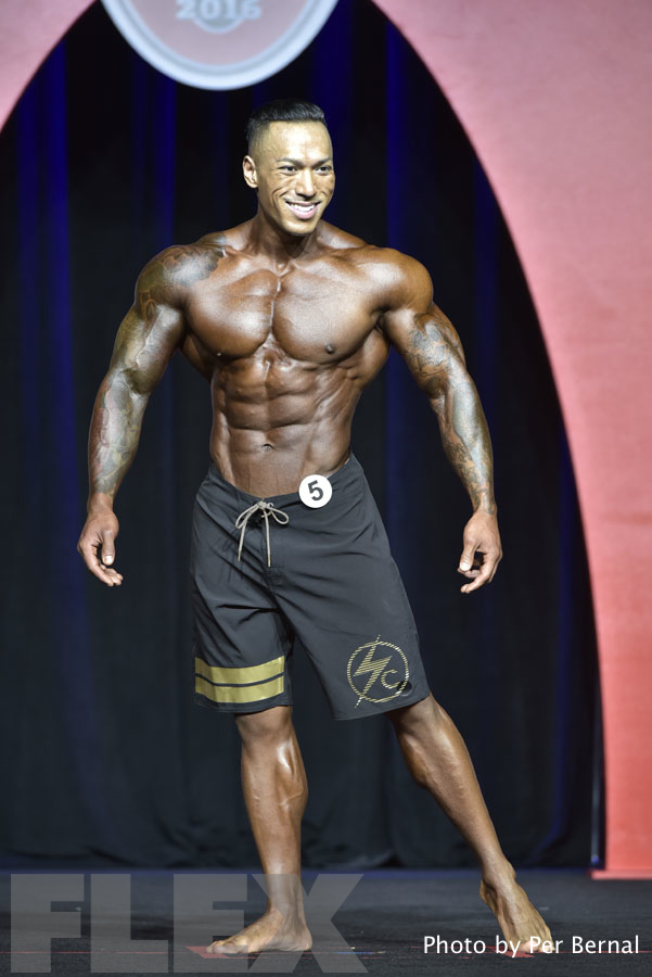 Dean Balabis - Men's Physique - 2016 Olympia | Muscle & Fitness