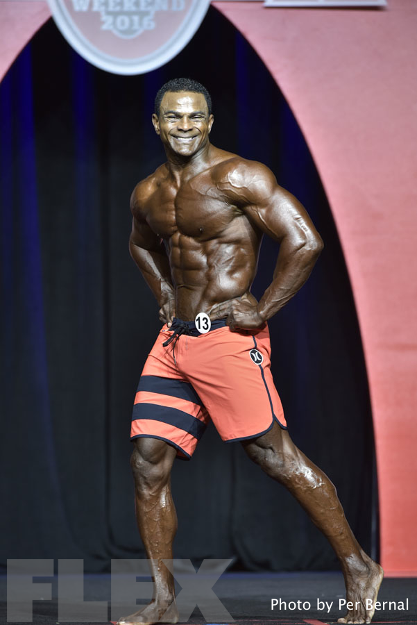 Michael Ferguson - Men's Physique - 2016 Olympia | Muscle & Fitness