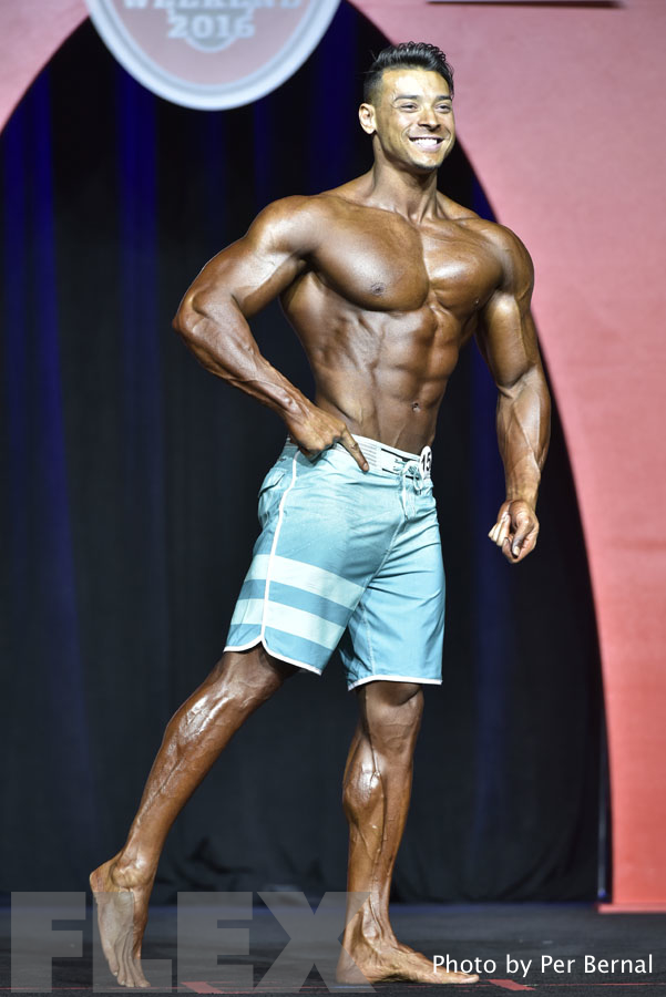 Felipe Franco - Men's Physique - 2016 Olympia | Muscle & Fitness