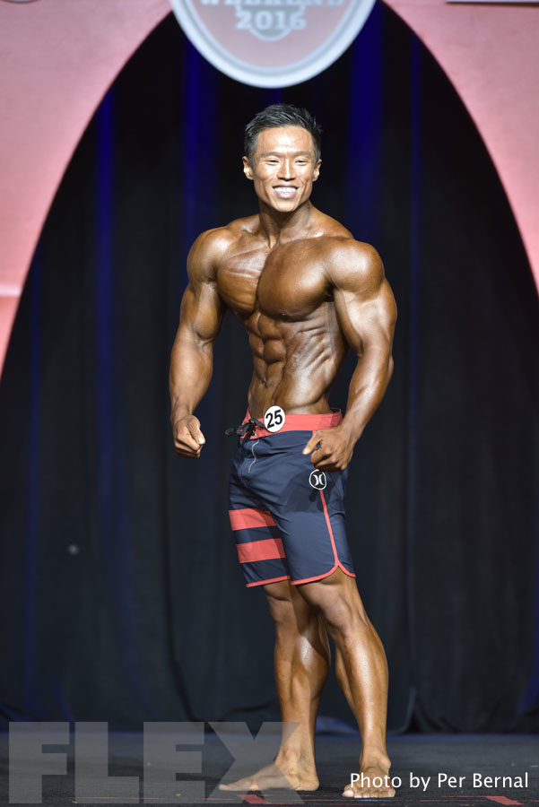 Joseph Lee - Men's Physique - 2016 Olympia | Muscle & Fitness