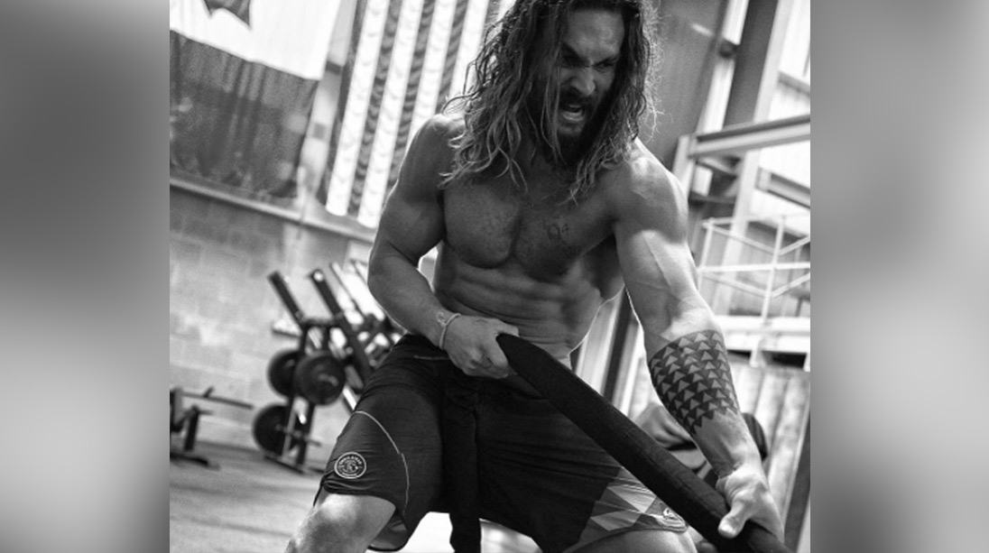Jason Momoa Continues to Crush Extremely Challenging Rock Climbing Wall ...