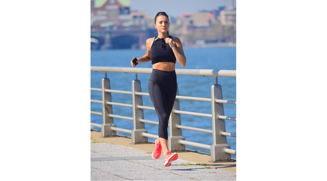 Bachelorette Star Andi Dorfman Gets Fit in the City | Muscle & Fitness