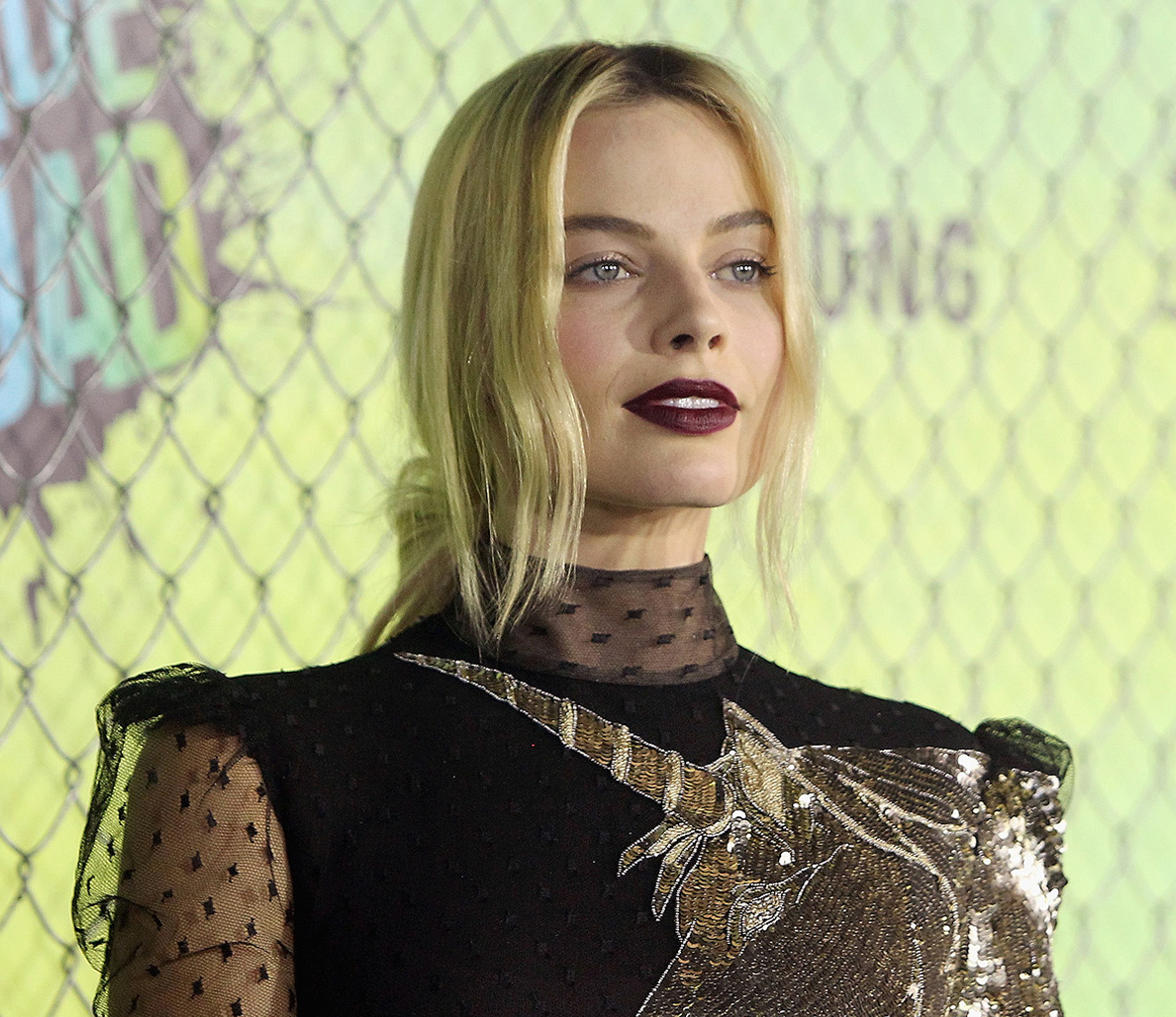 Margot Robbie Wolf Of Wall Street Hot