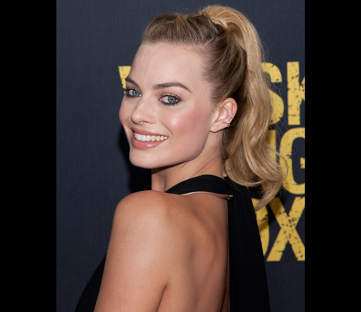 Margot Robbie Wolf Of Wall Street Hot