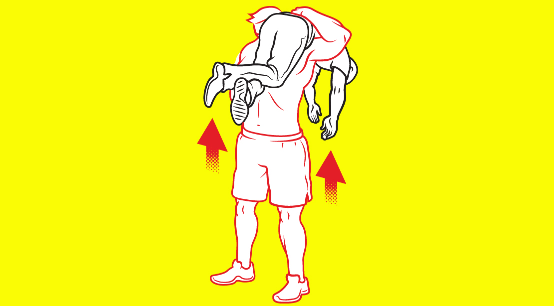 The Step-By-Step Guide to do a Fireman’s Carry | Muscle & Fitness
