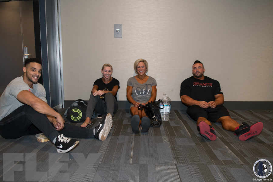 Athlete Check Ins - 2017 IFBB Vancouver Pro | Muscle & Fitness