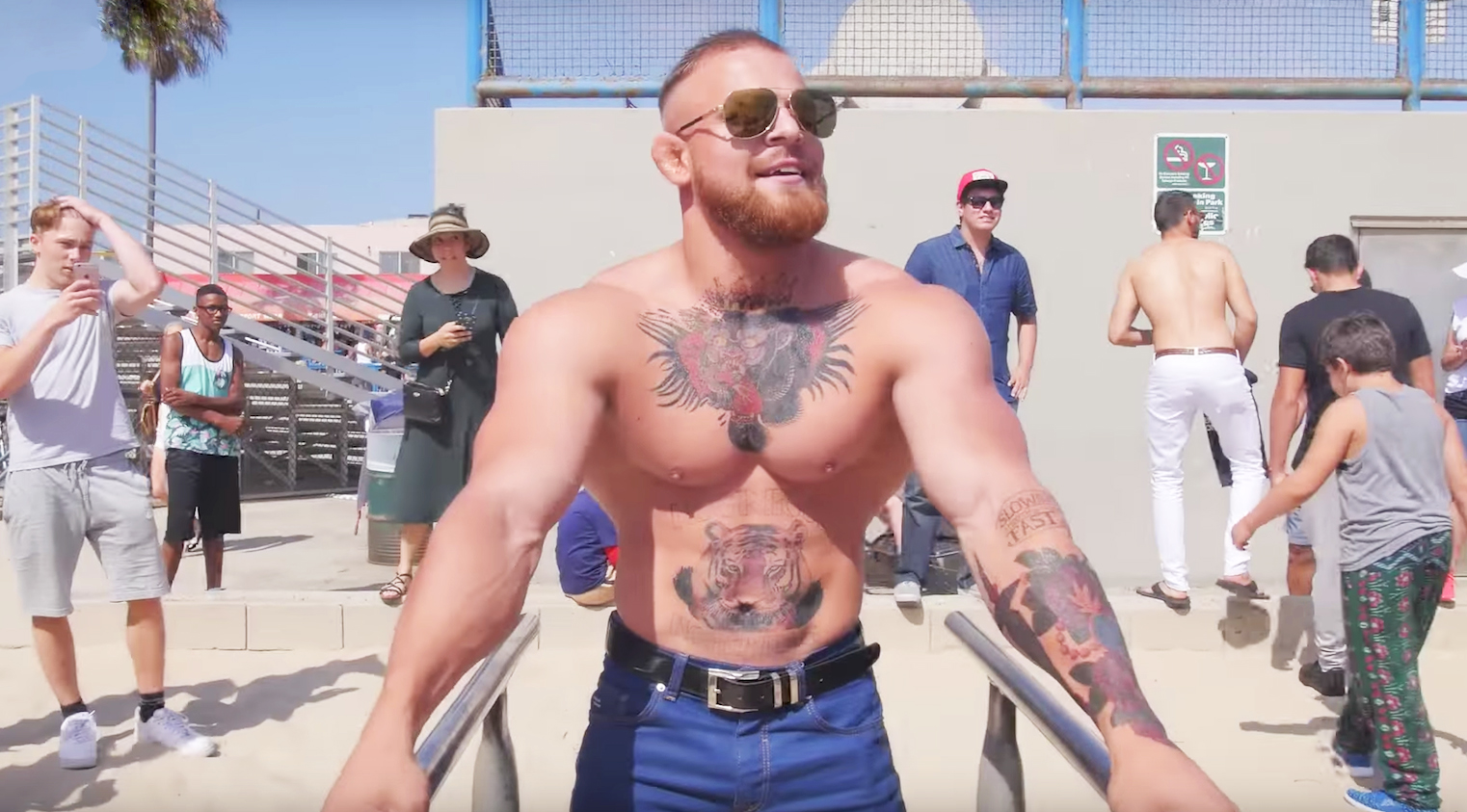 A Jacked Conor McGregor Impersonator Masterfully Dupes People at Muscle ...