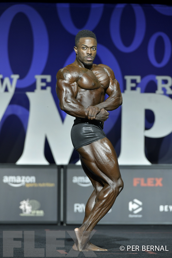 Terrence Ruffin - Classic Physique - 2017 Olympia | Muscle & Fitness
