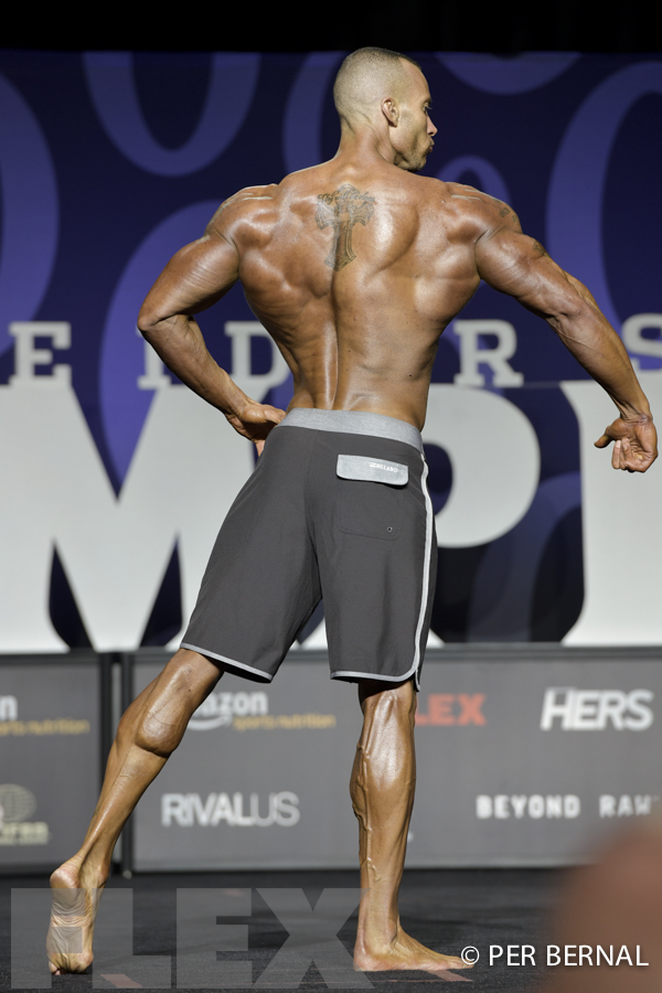 Brian Barthule - Men's Physique - 2017 Olympia | Muscle & Fitness