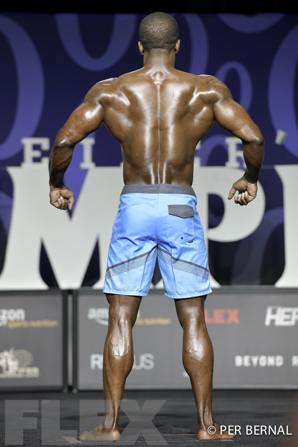 George Brown - Men's Physique - 2017 Olympia | Muscle & Fitness