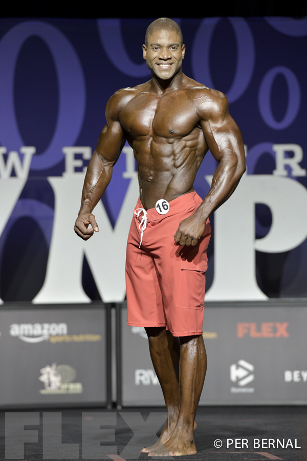 Xavisus Gayden - Men's Physique - 2017 Olympia | Muscle & Fitness