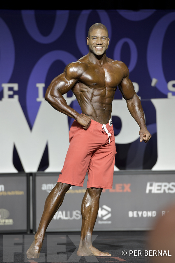 Xavisus Gayden - Men's Physique - 2017 Olympia | Muscle & Fitness