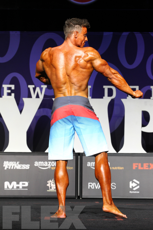 Stanislav Reiser - 2017 FLEX Men's Model Search | Muscle & Fitness