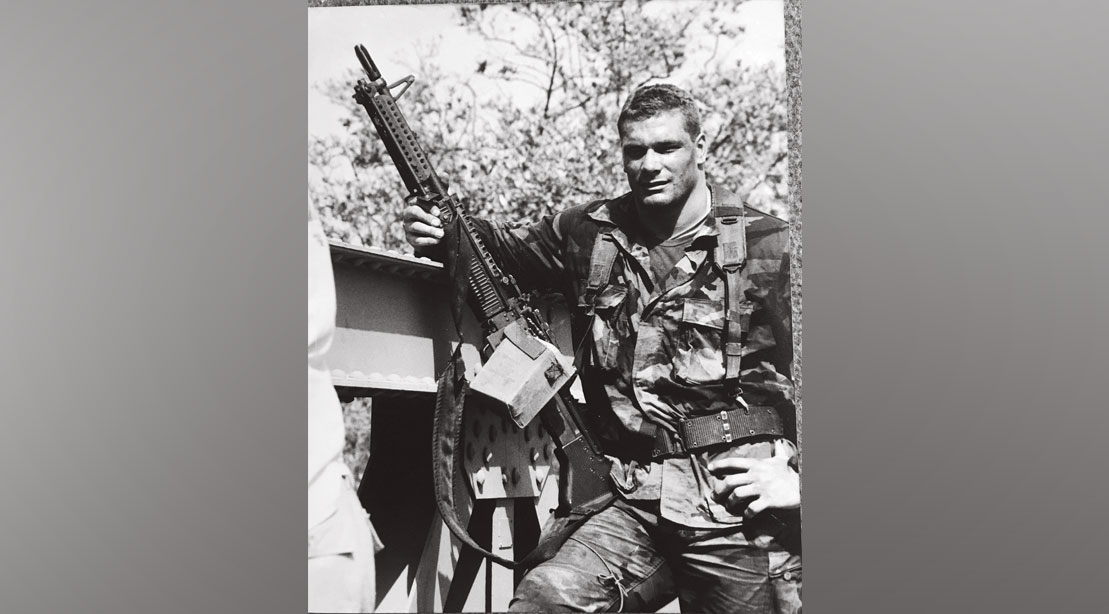 How Pete Koch Bench-pressed 500 Pounds | Muscle & Fitness