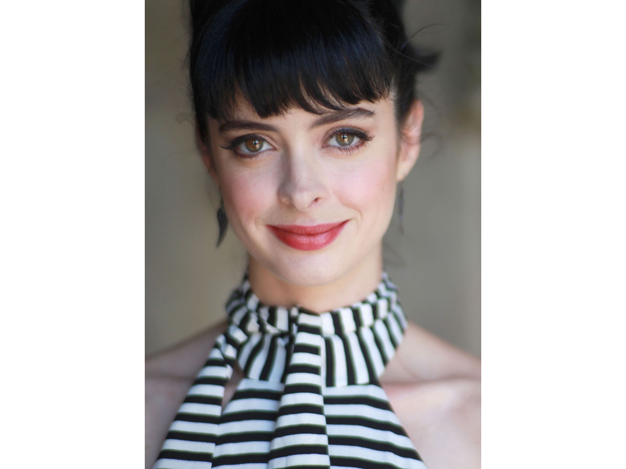 11 stunning photos of badass 'Jessica Jones' star Krysten Ritter ...
